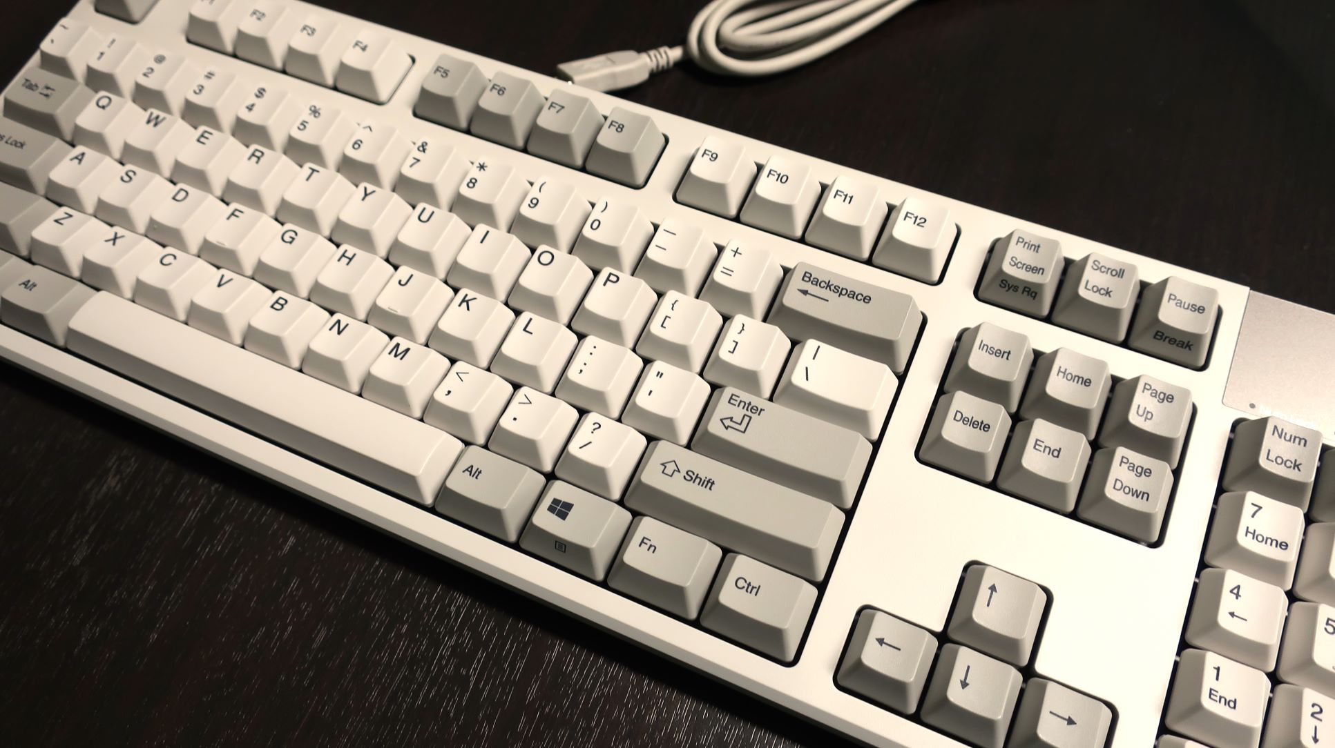 HHKBとRealforceを徹底比較【おすすめキーボード】 - YashuLog